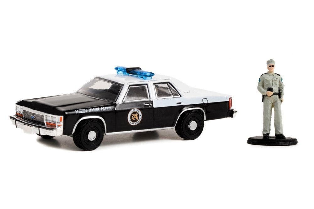 1990 Ford LTD Crown Victoria w/ Police Officer, Black - Greenlight ...