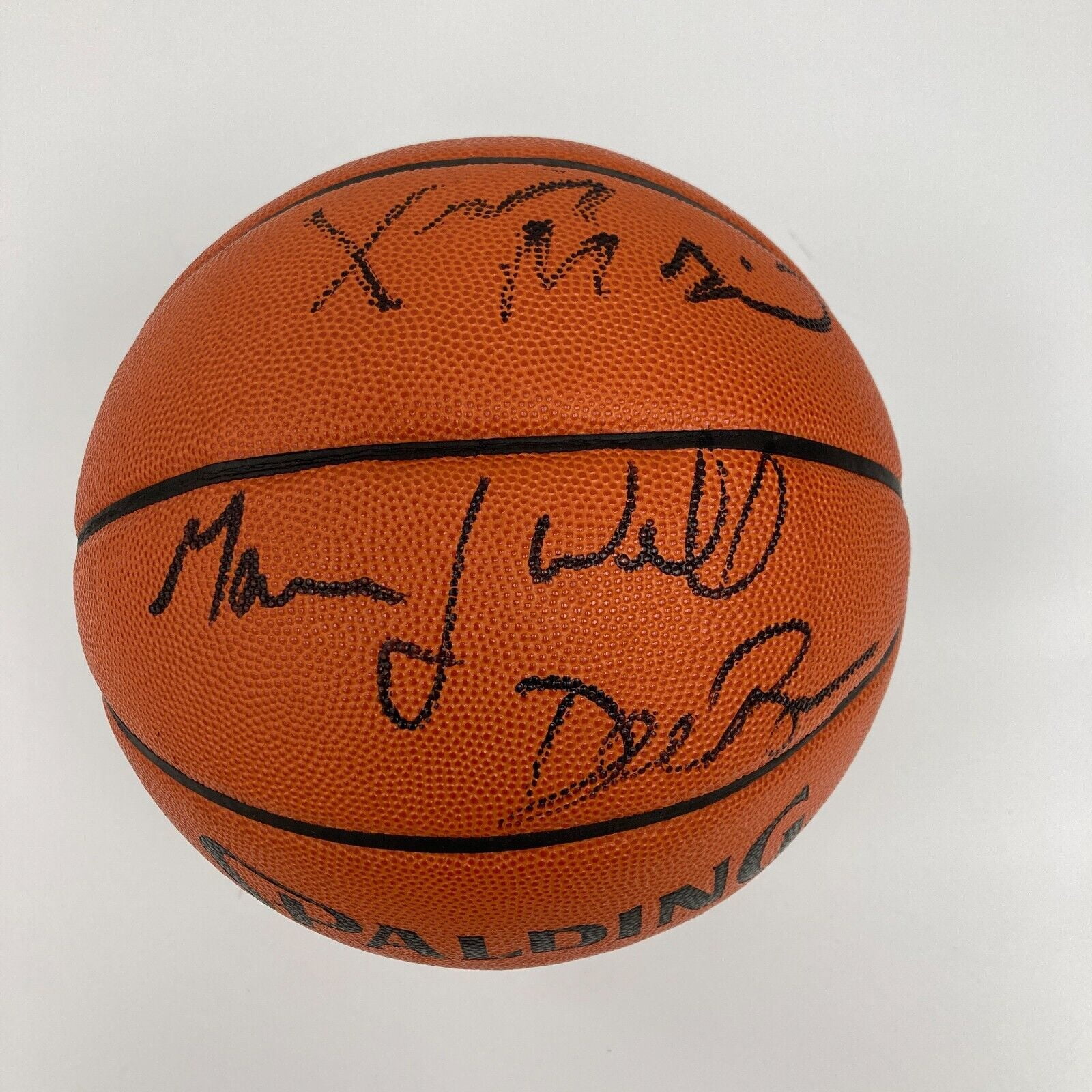 1992-93 Boston Celtics Team Signed Official NBA Game Basketball ...