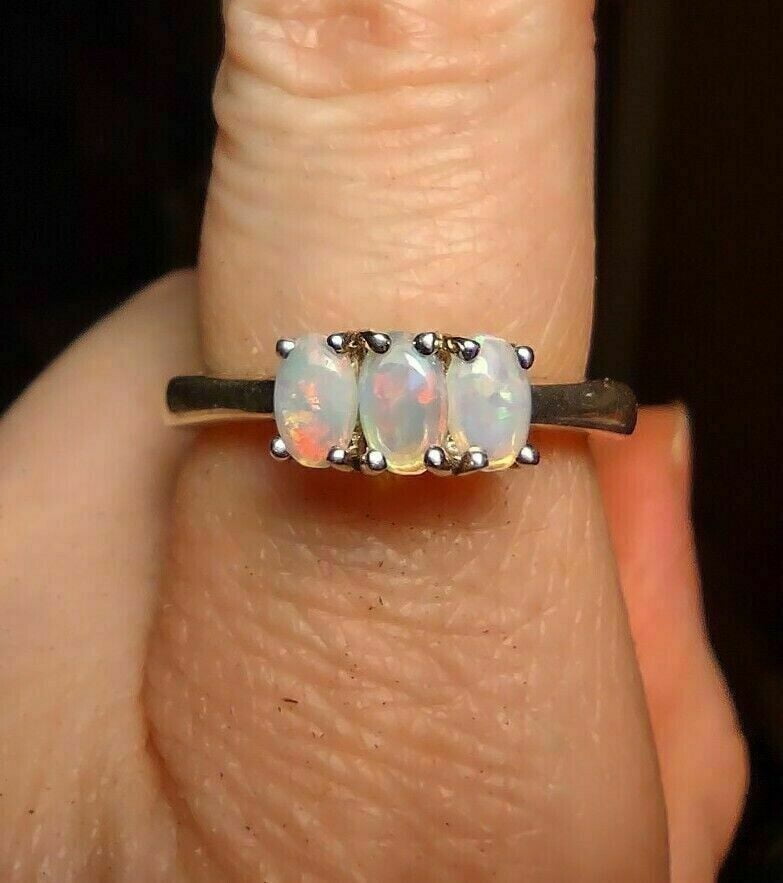 1Ct Lab Created Opal Oval Cut Three Stone Leady Simple & Cute ...