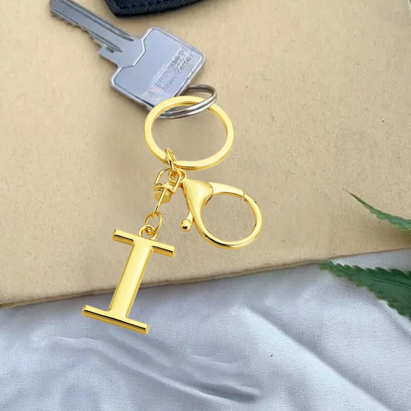 1Pcs Metal Material Keychain Gold Letters A To Z Keychain First Letter ...