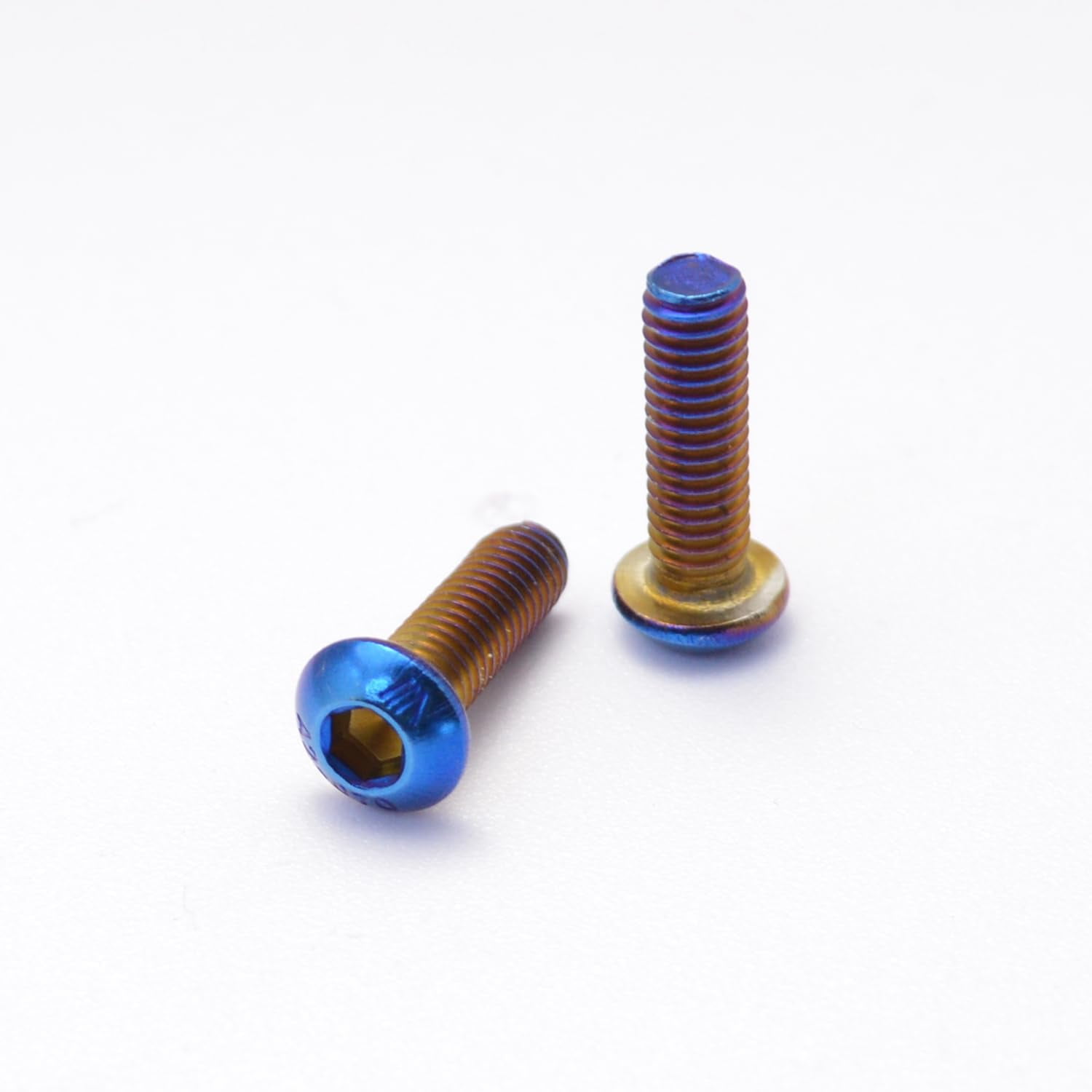 1Pcs Titanium Color M4 M5 Material Motorcycle Windscreen Fairing Screws ...