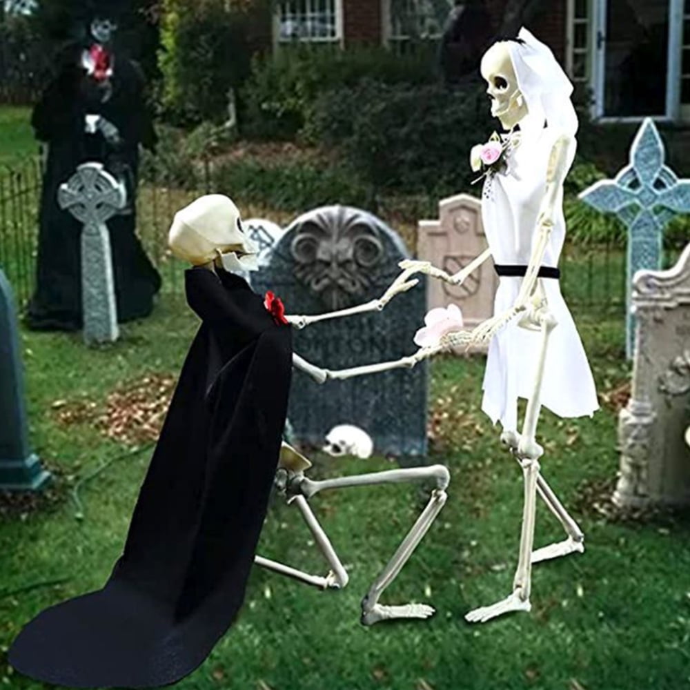 Skeleton Bride And Groom