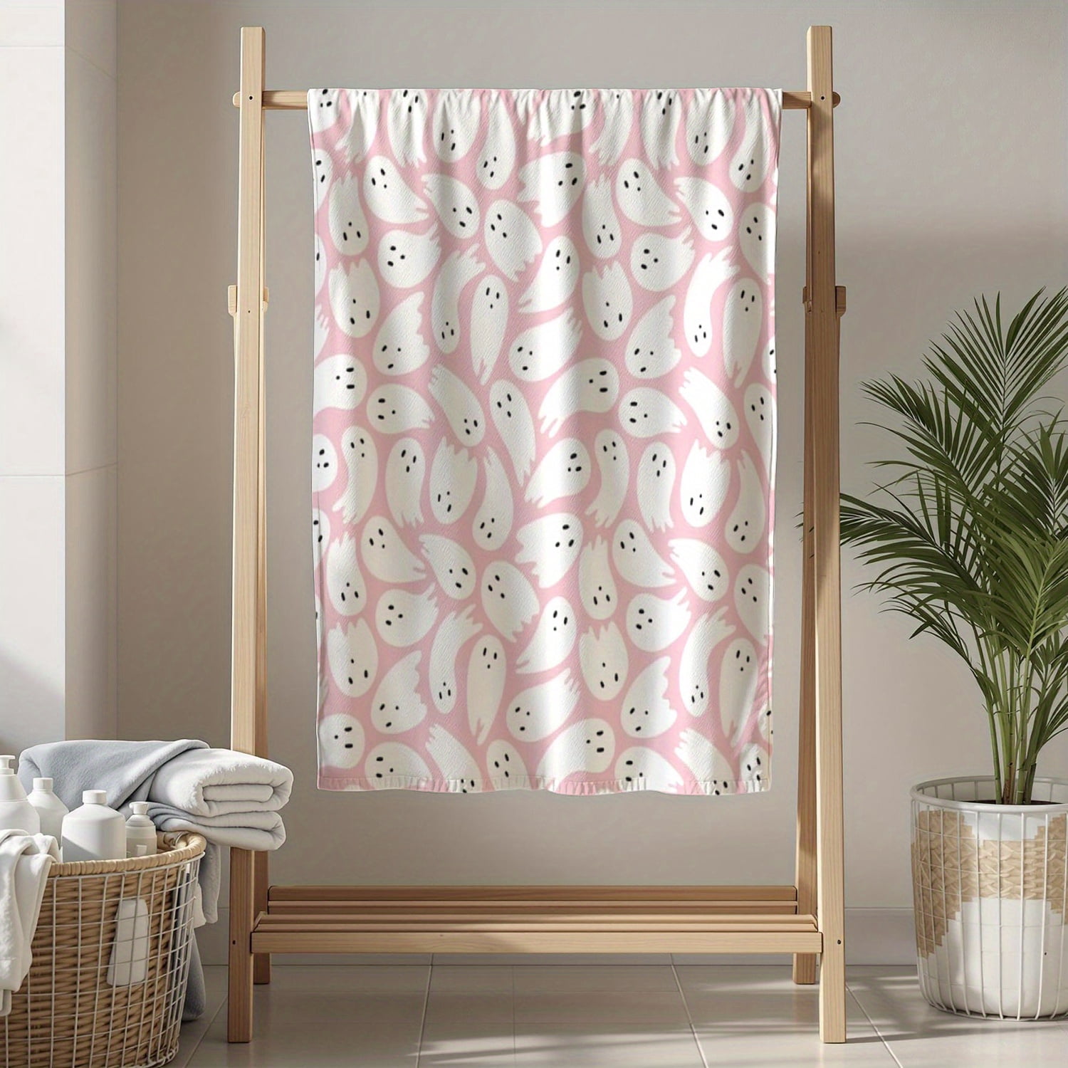 1pc Pink Ghost Halloween Theme Flannel Throw Blanket, Soft & Warm Plush ...