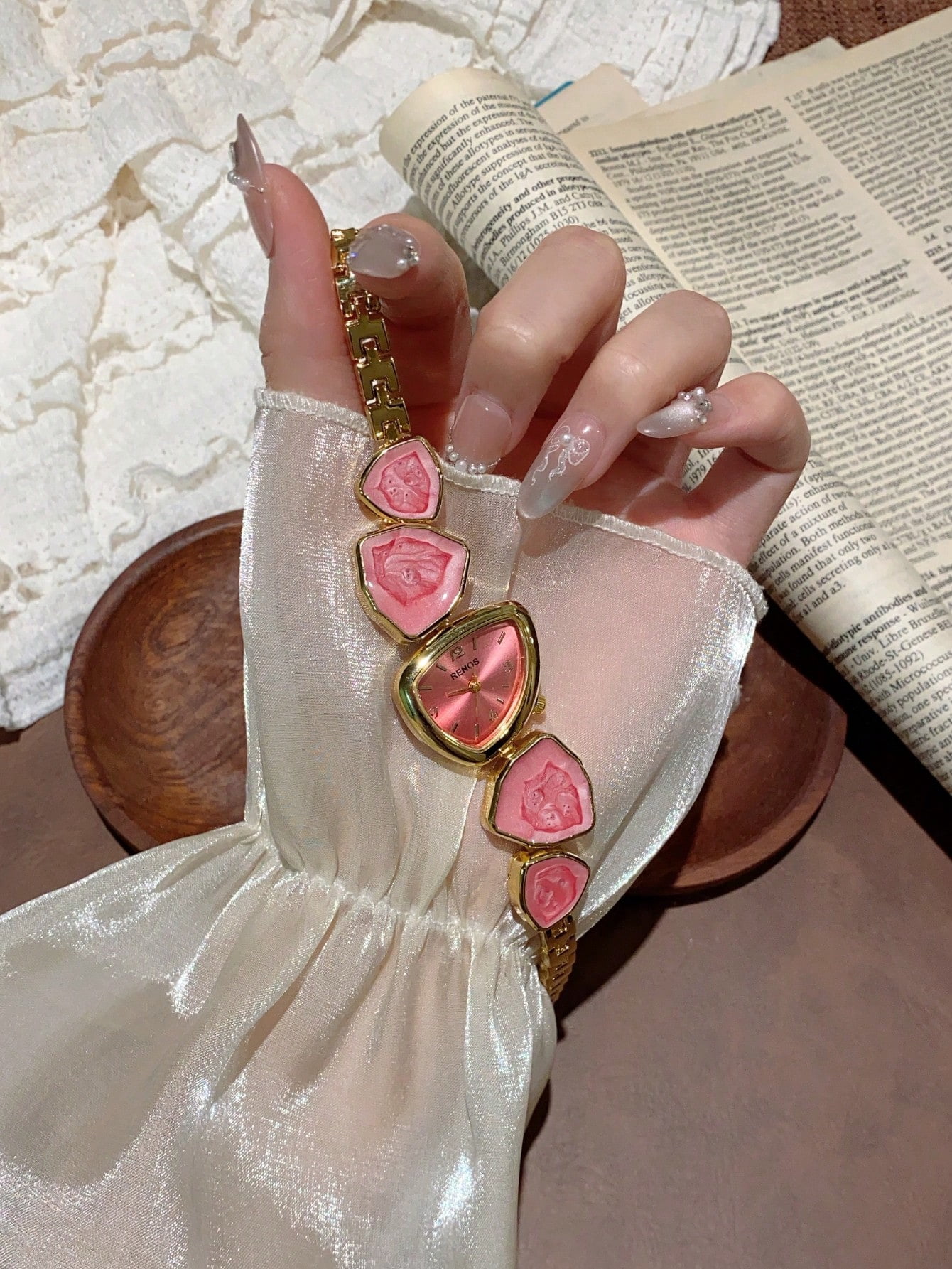 1pc Women's Gold Alloy Asymmetrical Bracelet Watch Fashion Arabic ...