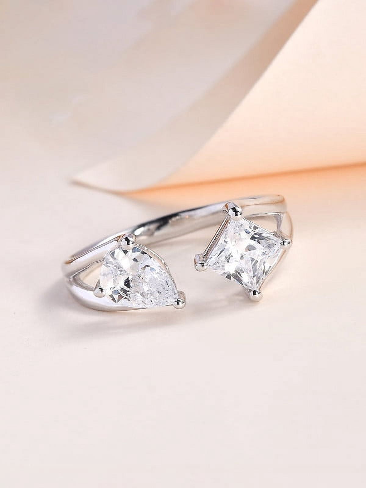 2.00 Ct Two Stone Moissanite Latest Design Wedding Ring for Women in ...