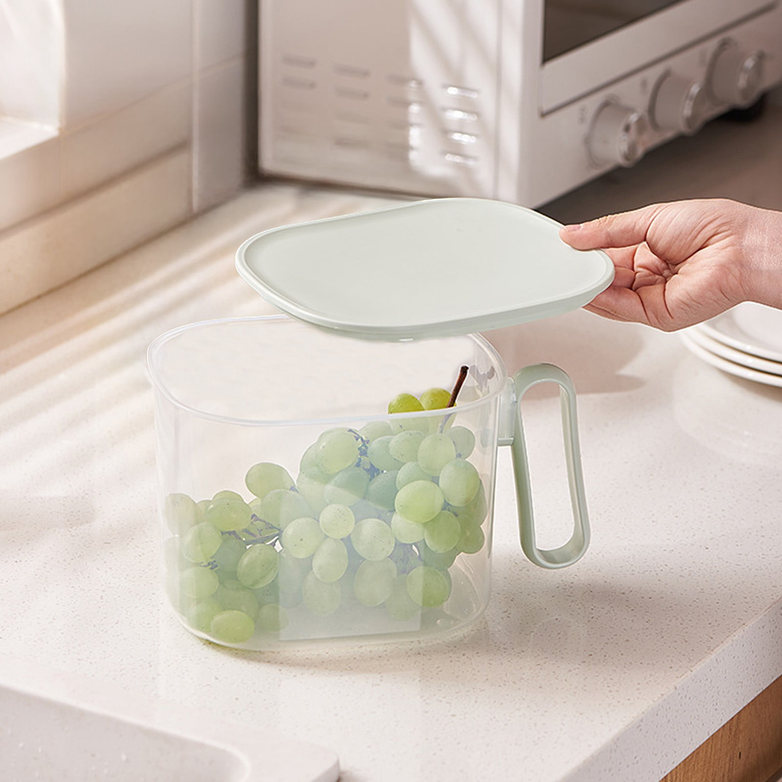 2.4 Liter Refrigerator Storage Box With Lid Transparent Large Capacity ...