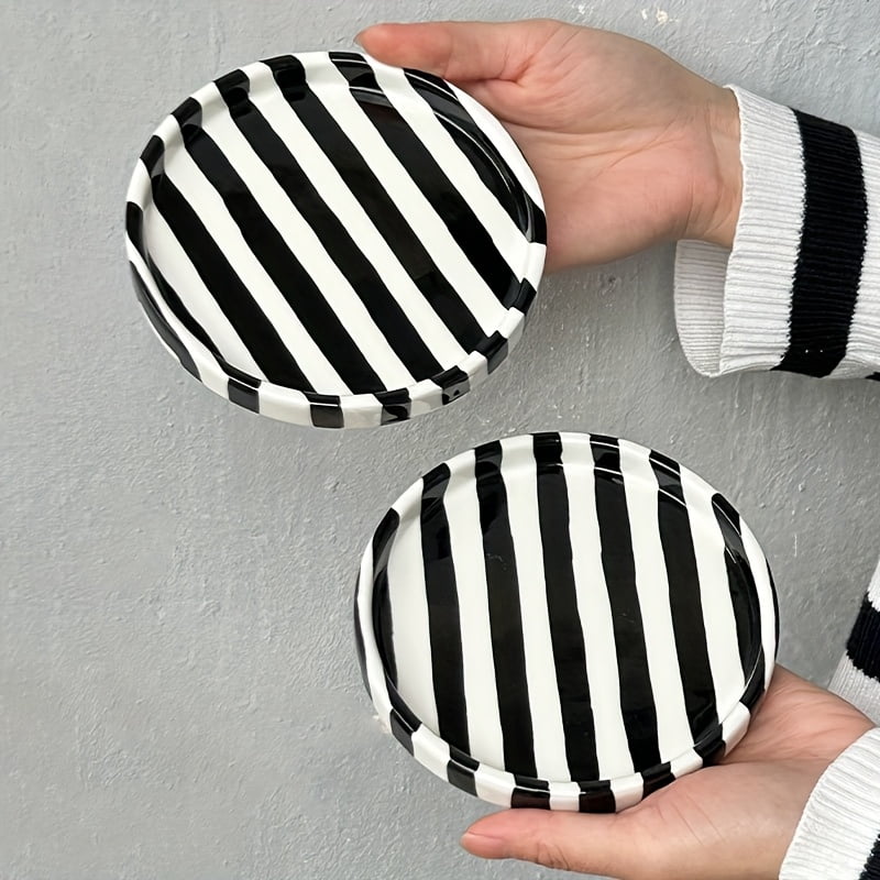 2/4pcs European Style Ceramic Plates | Striped Black and White Dessert ...