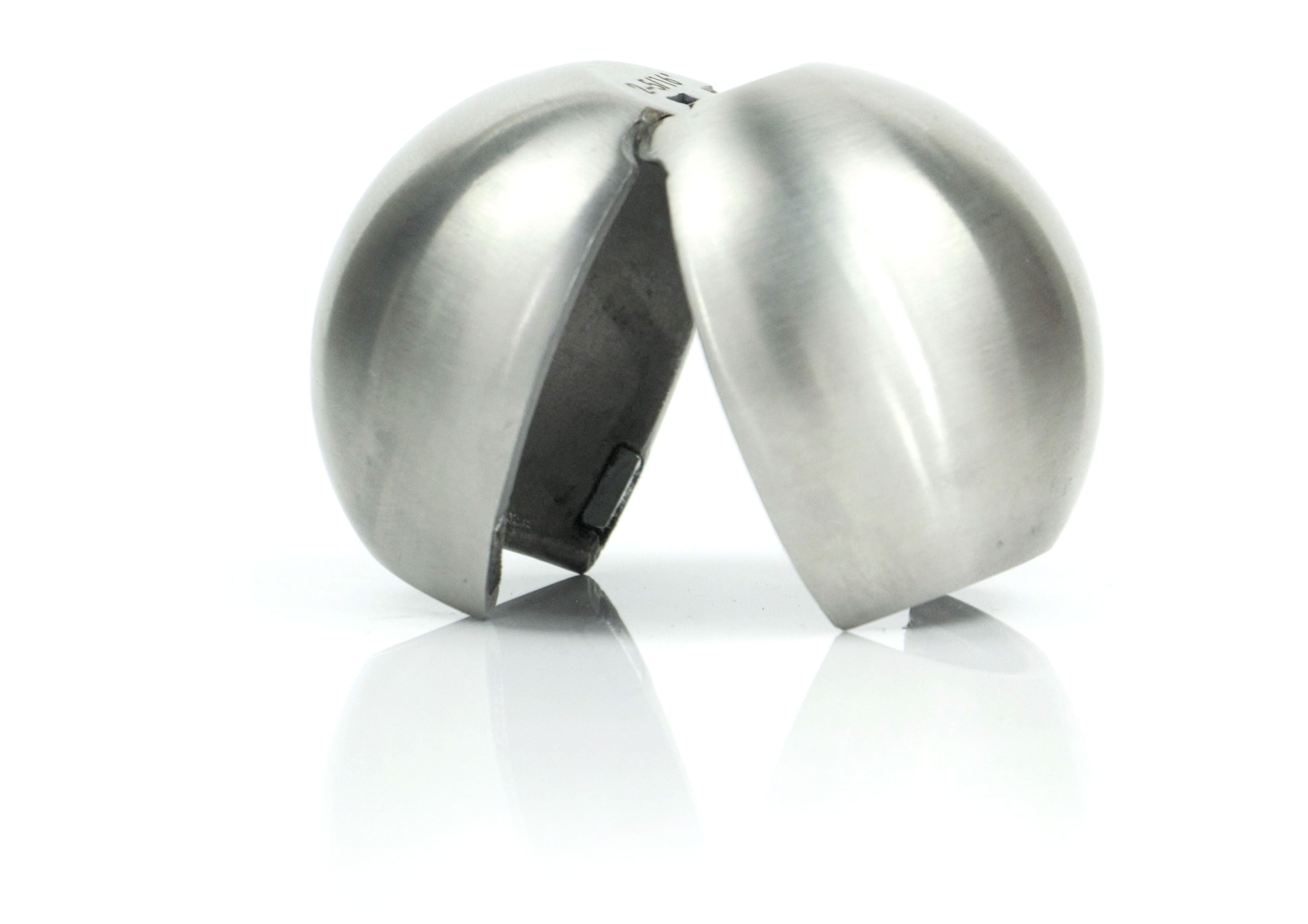 2 5/16" Clam Shell Cap for 2" Tow Ball 2 5/16" Clam Shell Cap for 2 ...