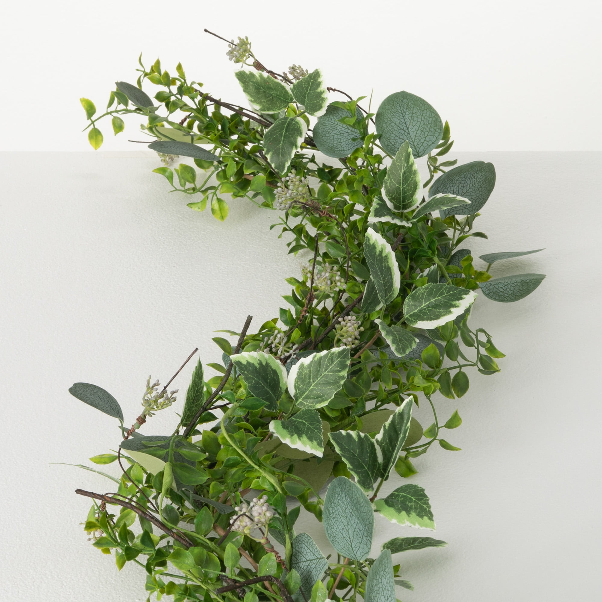 2.5"H Sullivans Variegated Foliage Mix Garland, Multicolored - Walmart.com