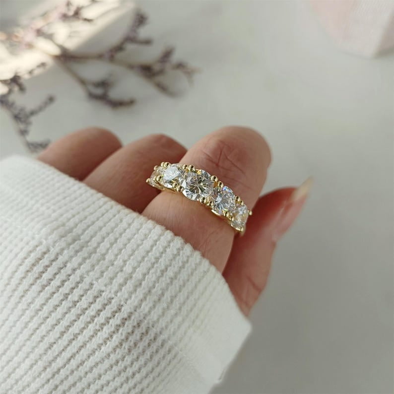 2.50Ct Round Cut Real Moissanite Diamond Engagement Ring 14K Yellow ...