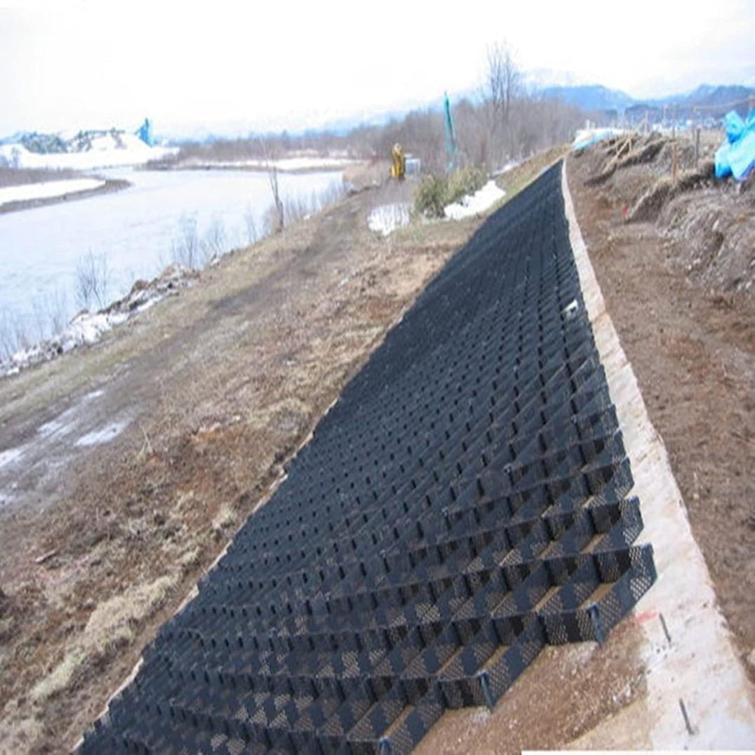 2 Inch Thick Ground Grid Groundgrid, Geo Cell Grid Polyethylene 162 sq ...