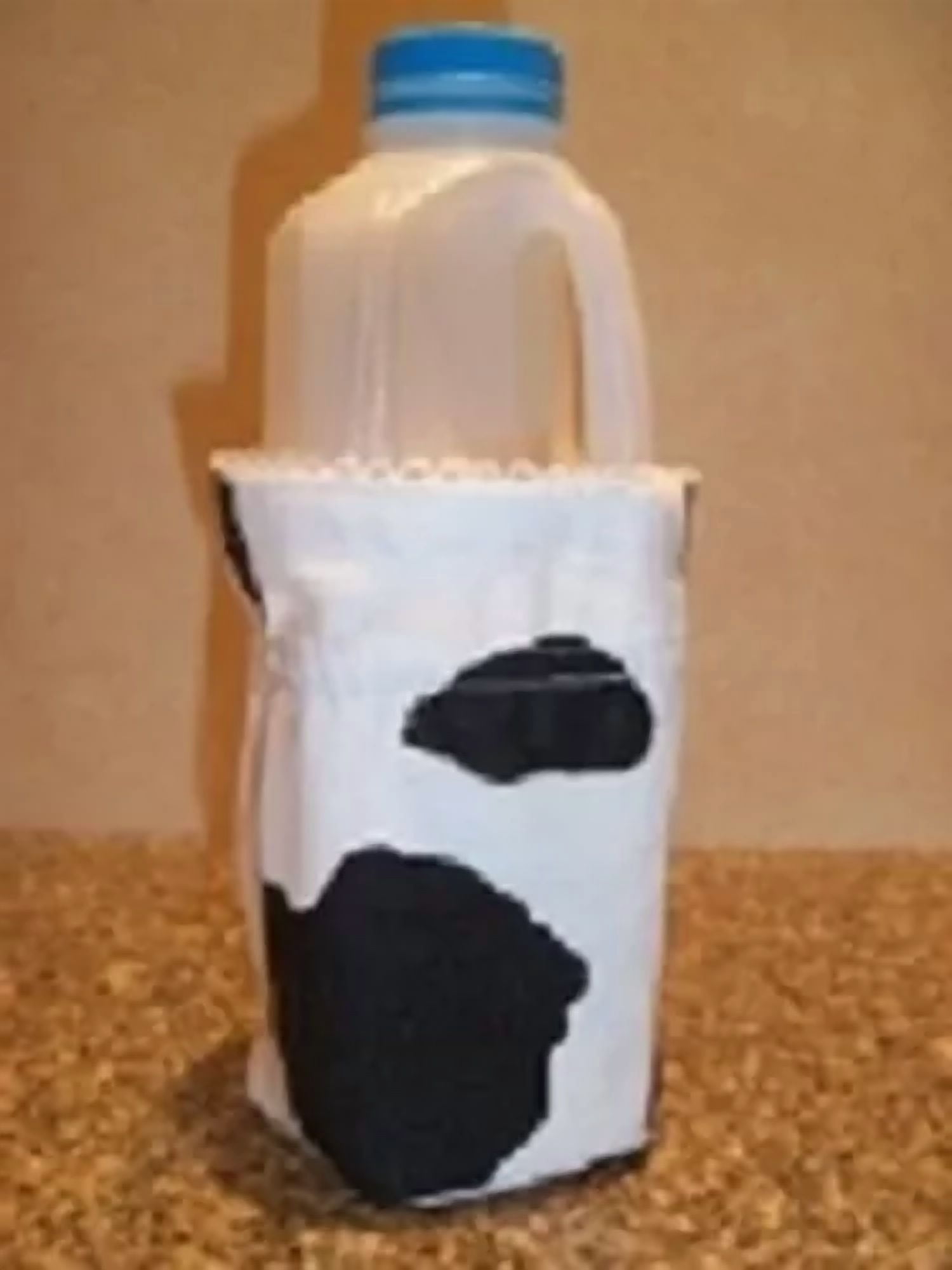 2 Pack Quart Mllkhugger Milk Cover In Cow Design Keeps Refrigerator ...