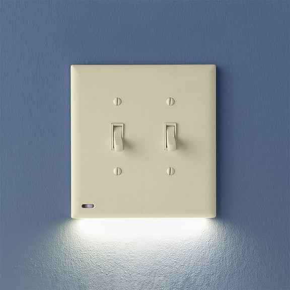 SnapPower GuideLight 2 for Outlets, LED Night Light Wall Plate ...