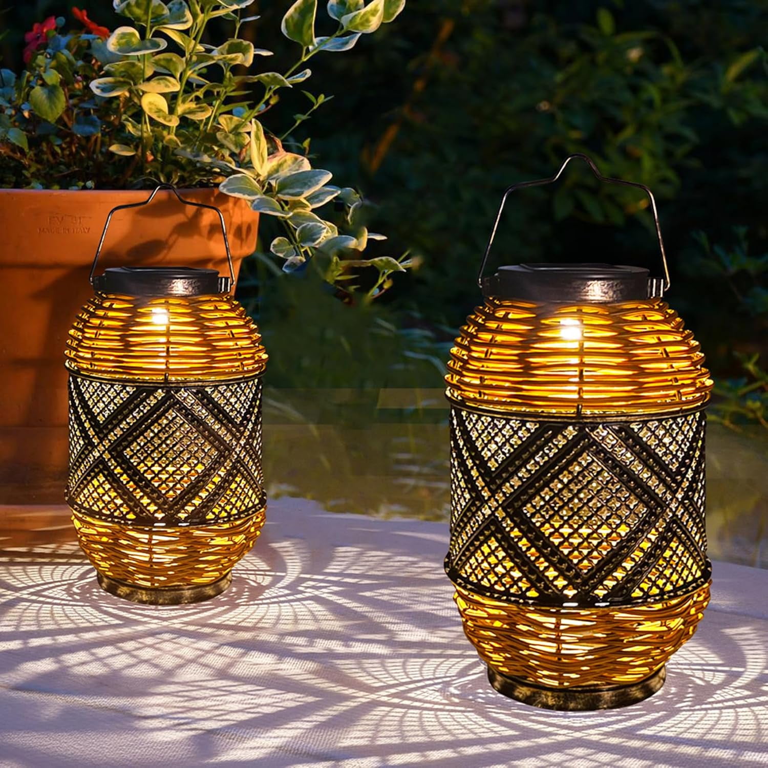 2 Pack Solar Lanterns Outdoor Waterproof Rattan with Metal Hanging ...