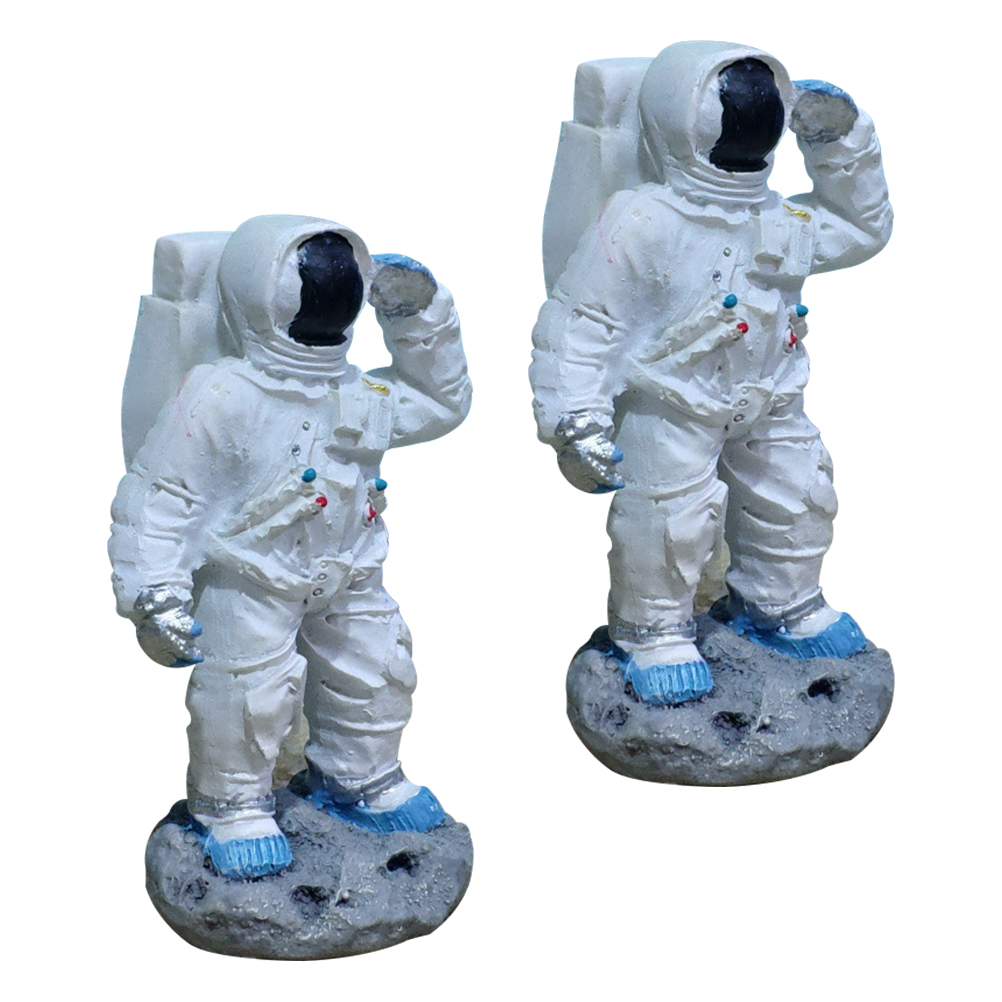 2 Pcs Astronaut Spaceman Models Spaceman Adorn Decorative Spaceman Car ...