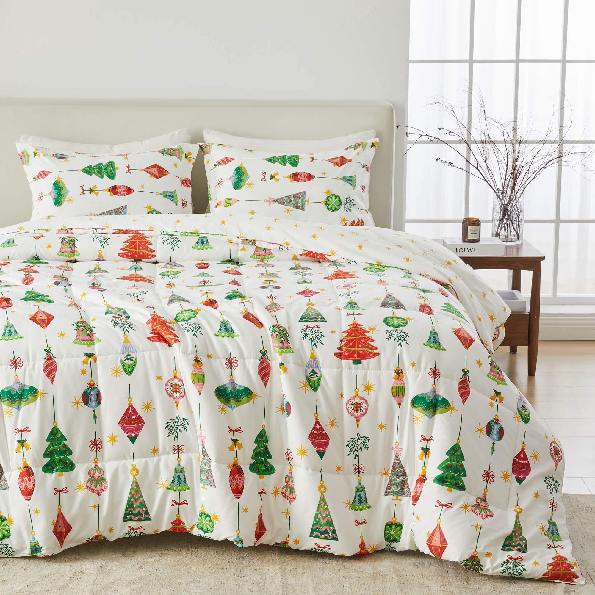 2-Piece Christmas Down Alternative Comfort Set with Shams (Twin/Twin XL ...