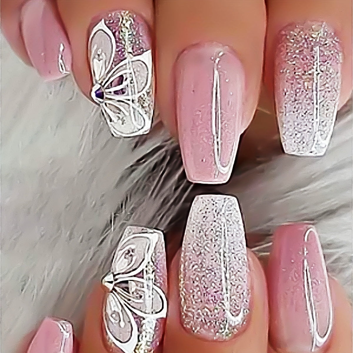 2 pieces of new wearable nails with rhinestones, bowknot, leopard print ...