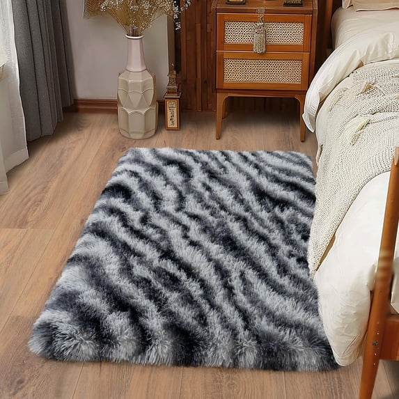 2' x 3' (Runner) Black and White Fluffy Shag Throw Area Rug - Walmart.com