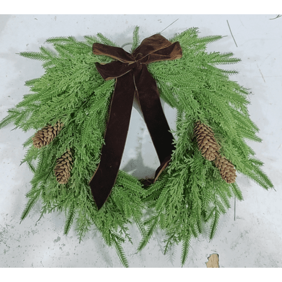 20 Inches Christmas Artificial Cedar Leaf Vine Wreath with Velvet Bow ...