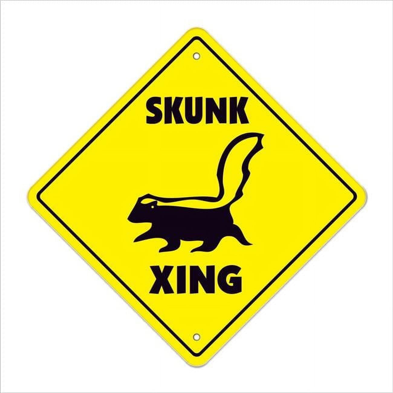 20 in. Skunk Zone Xing Crossing Sign - Walmart.com