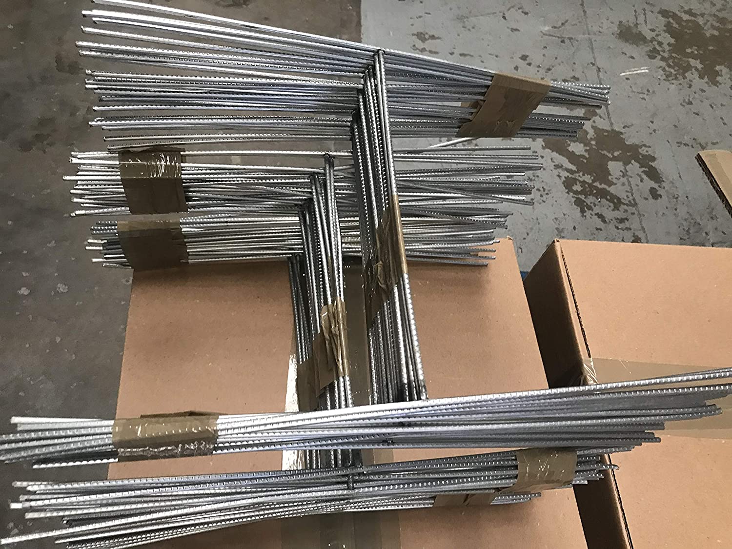 200 Pack Signs Stake 12 x 9 inch x 9 Gauge Galvanized Wire Stake Sign ...