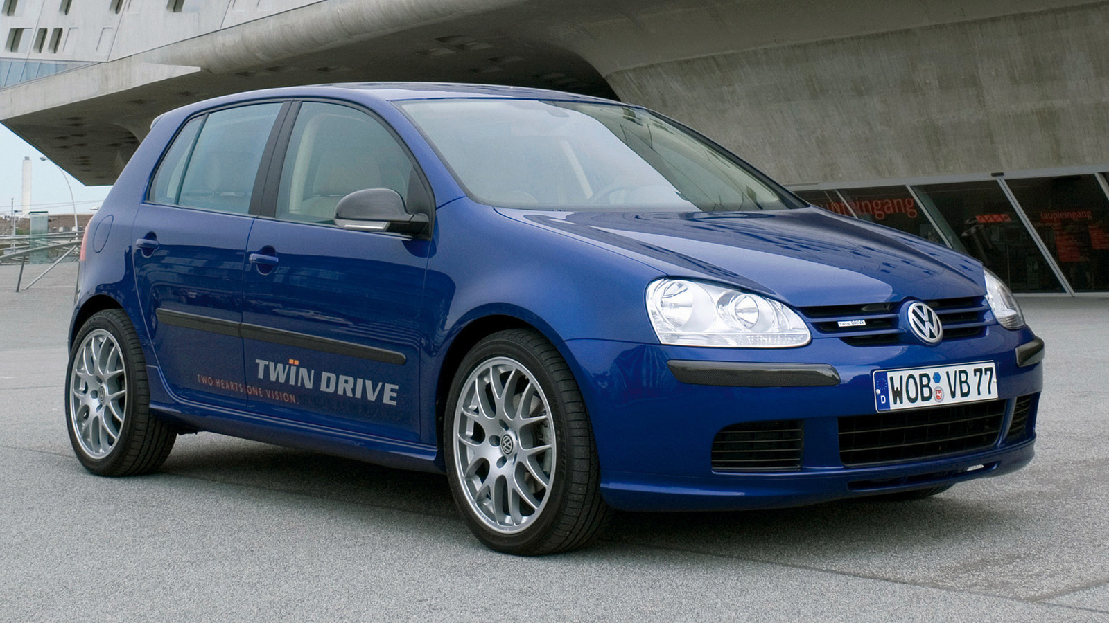 2008 Volkswagen Golf Twin Drive Concept Car Poster - 24x36 Inch ...