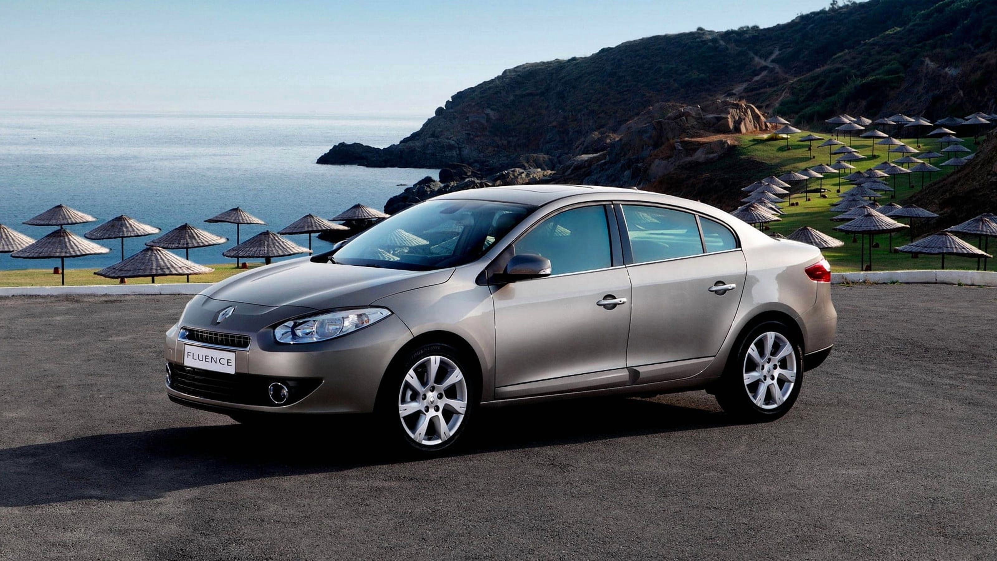 2009 Renault Fluence Car - Style A - 12x18 Inch Laminated Poster ...