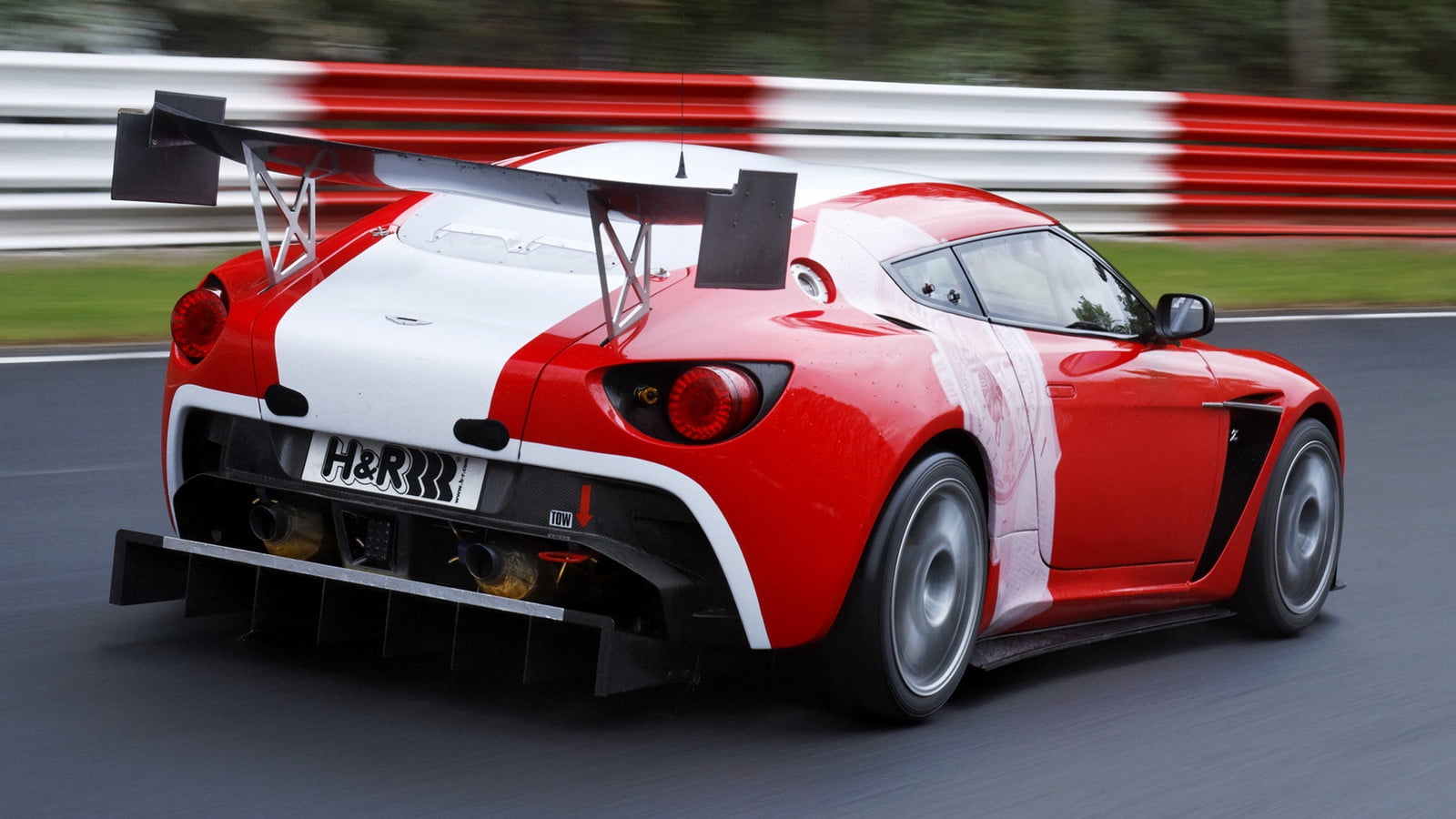 2011 Aston Martin V12 Zagato Race Car Car - 20x30 Inch Glossy Laminated ...