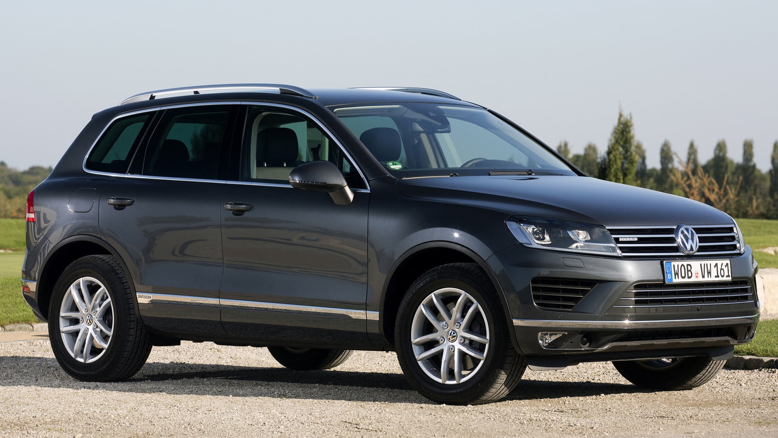 2014 Volkswagen Touareg Hybrid - 20x30 Inch Glossy Laminated Poster ...