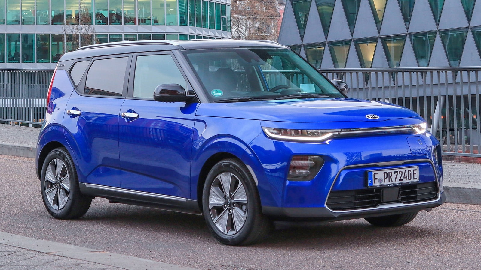2019 Kia e-Soul Style A - 20x30 Inch Laminated Poster - Stunning Detail ...