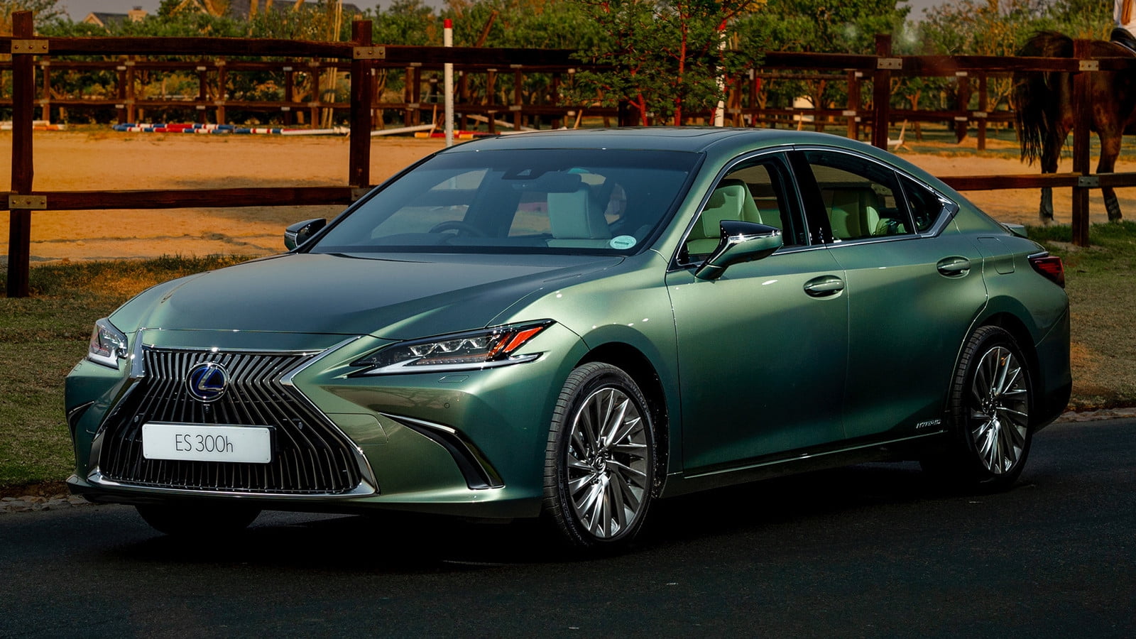2019 Lexus ES Hybrid ZA - 24x36 Inch Glossy Laminated Poster - Stunning ...