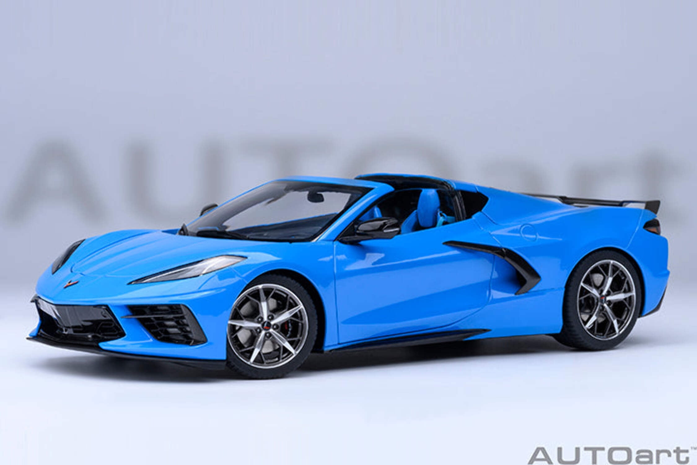 2020 Chevrolet Corvette C8 Stingray Rapid Blue 1/18 Model Car by ...