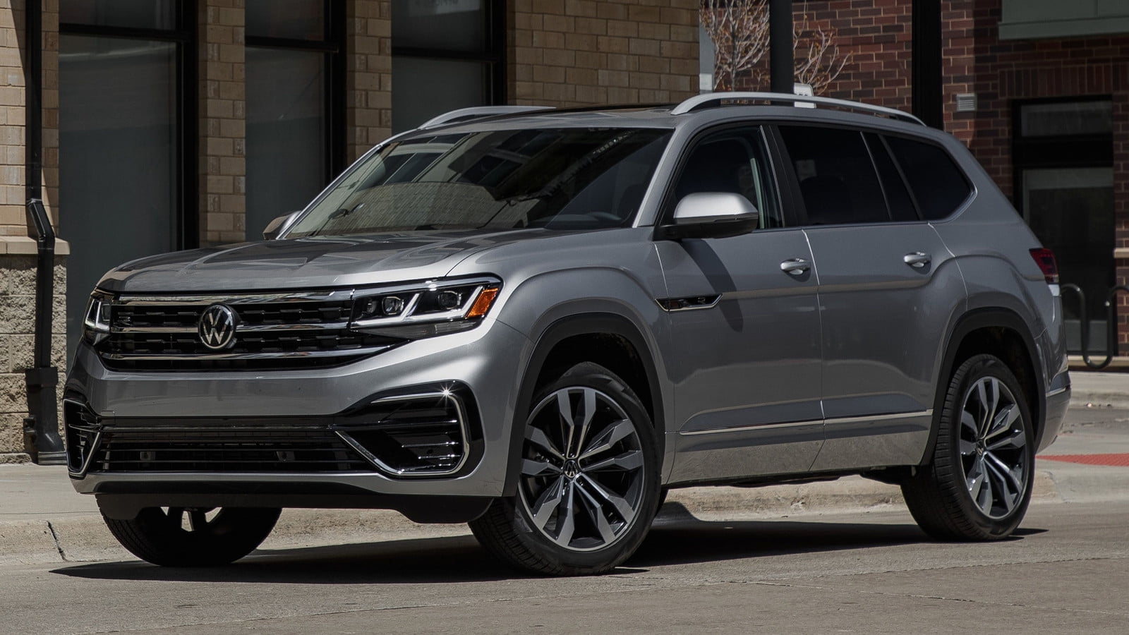 2021 Volkswagen Atlas R Line Car - 20x30 Inch Glossy Laminated Poster ...
