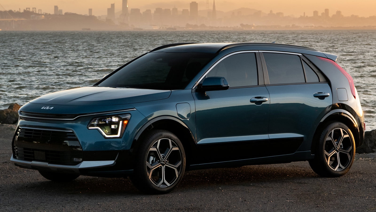 2023 Kia Niro PHEV Style A - 12x18 Inch Laminated Poster - Stunning ...