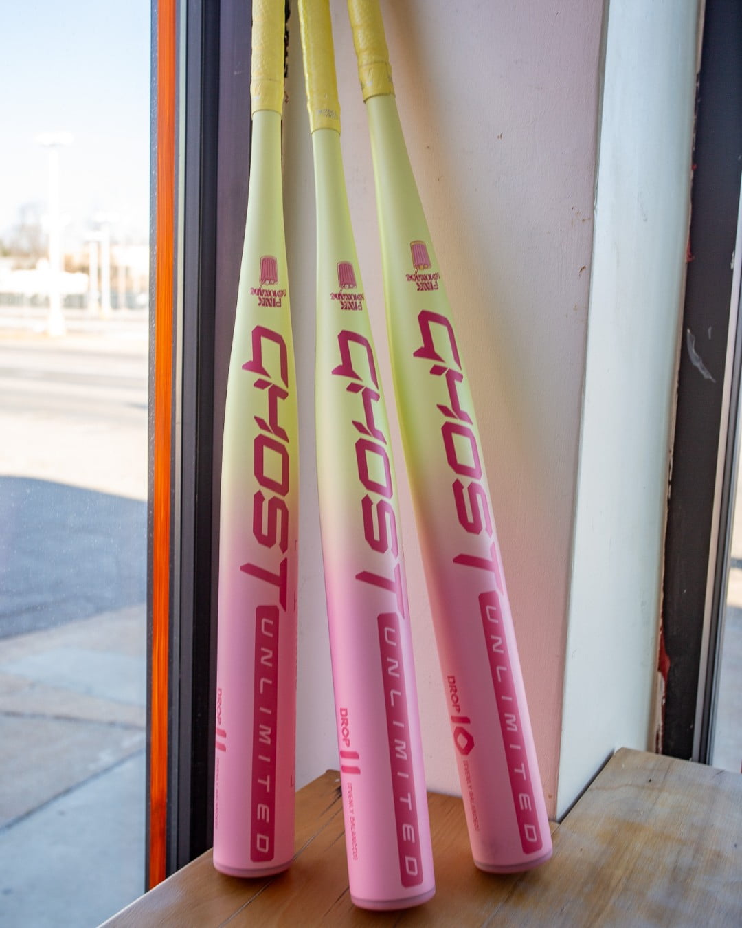 2025 Easton Ghost Unlimited PINK LEMONADE Fastpitch Softball Bat 31 ...
