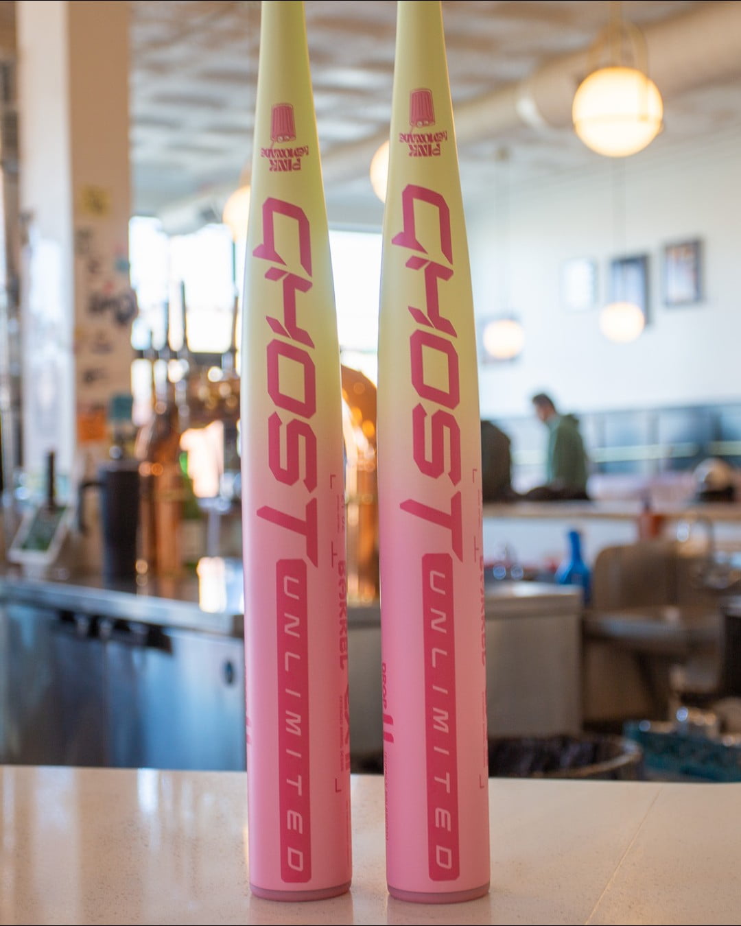 2025 Easton Ghost Unlimited PINK LEMONADE Fastpitch Softball Bat 33"/23oz -10 Drop - Walmart.com