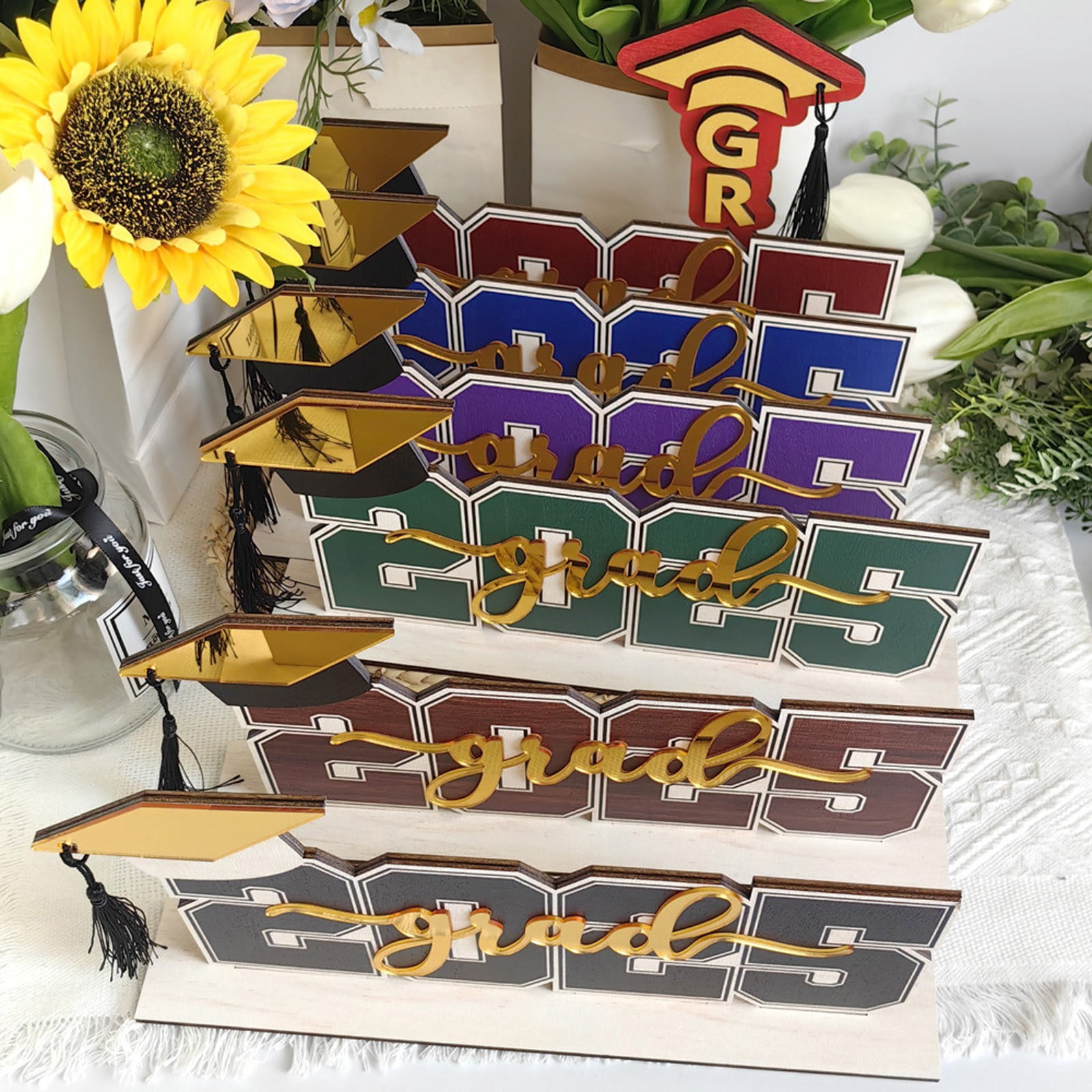 2025 Graduation Table Decor with Cap and Tassel | Perfect Grad Party ...