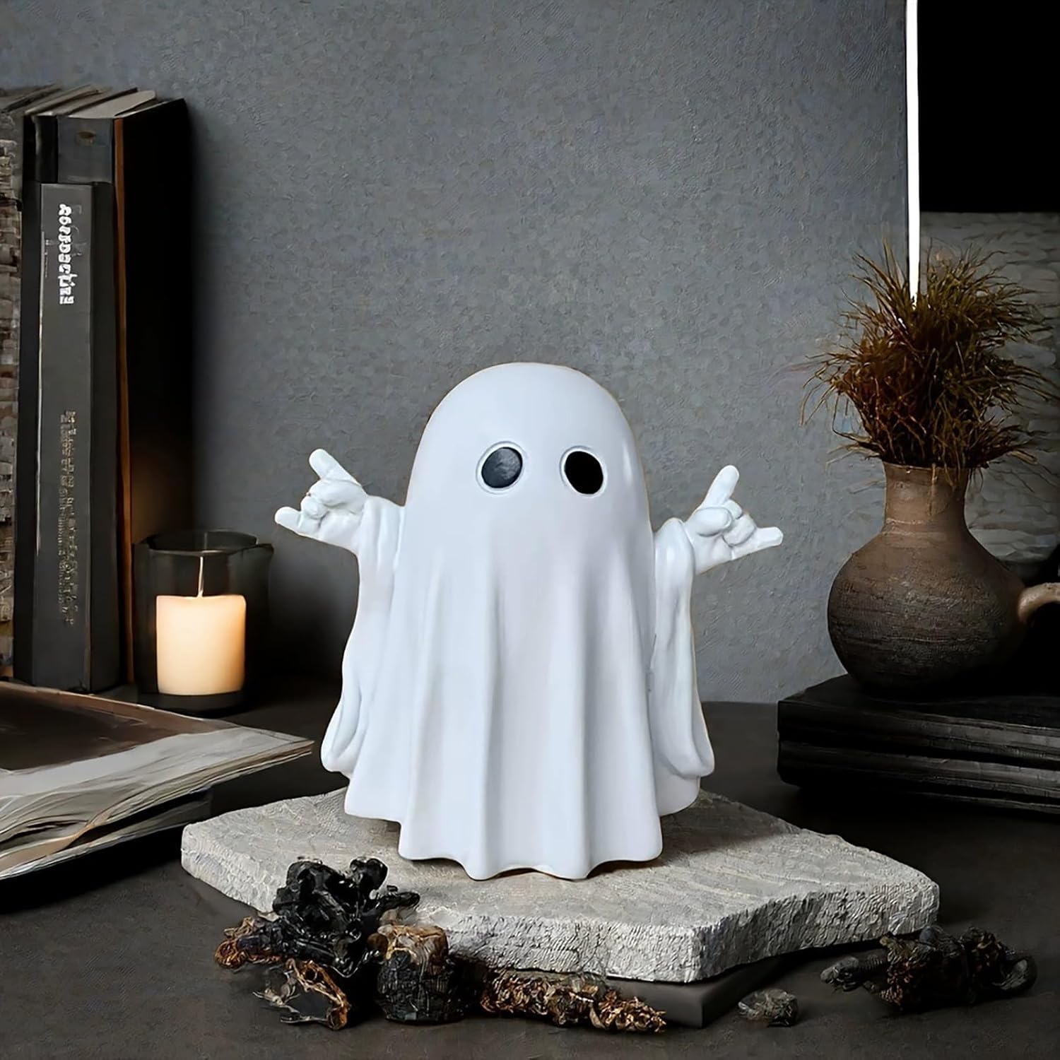 2025 Halloween Ghost Figurine Cute Resin Spooky Ghost Statue Funny ...