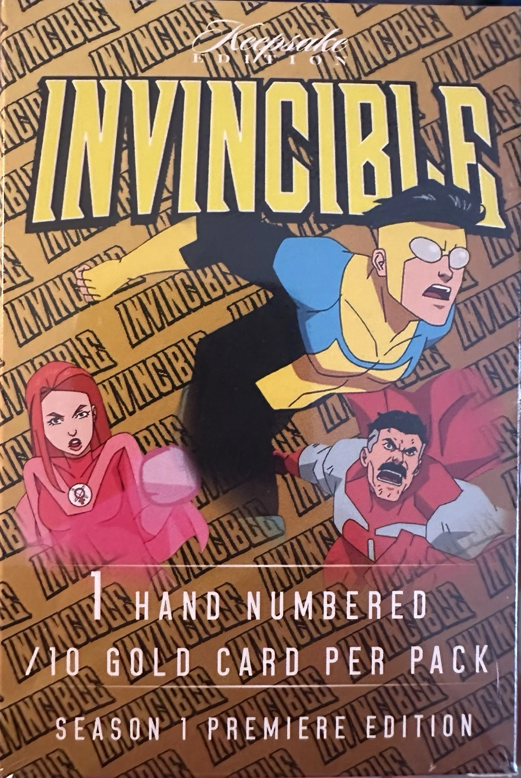 2025 Invincible Season 1 Keepsake Premiere Edition Gold /10 Mystery Box ...