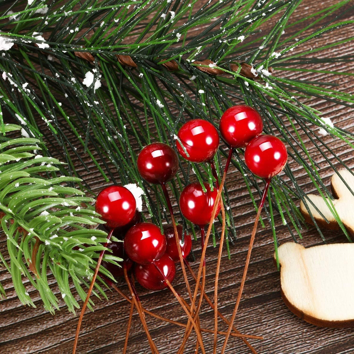 20pcs Mini Artificial Holly Berries - Lifelike Matte Fake Red Berries ...