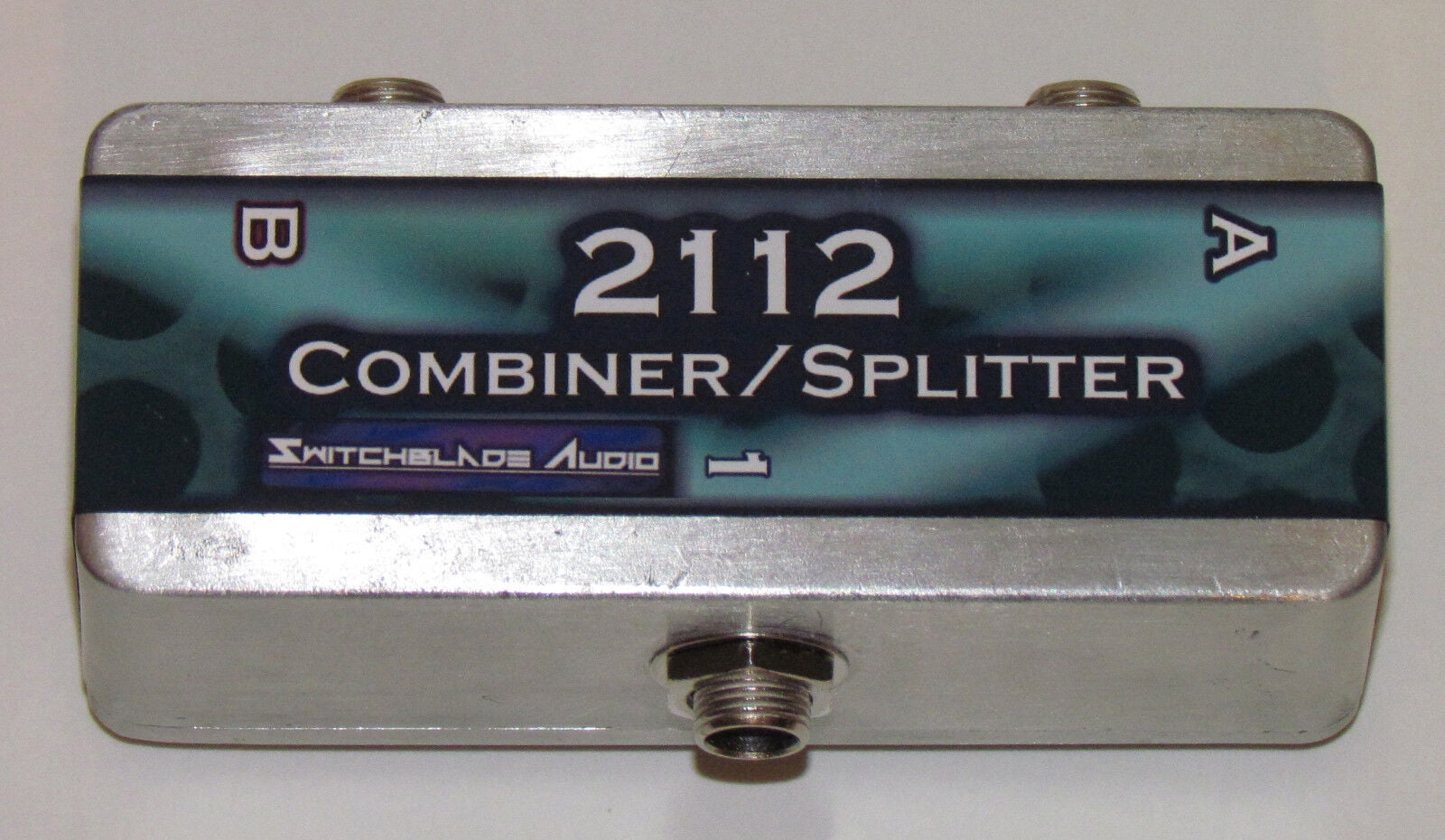 2112 Combiner / Y-Cable in a Box ~Connect 1 Device into 2 OR 2 into 1 ...