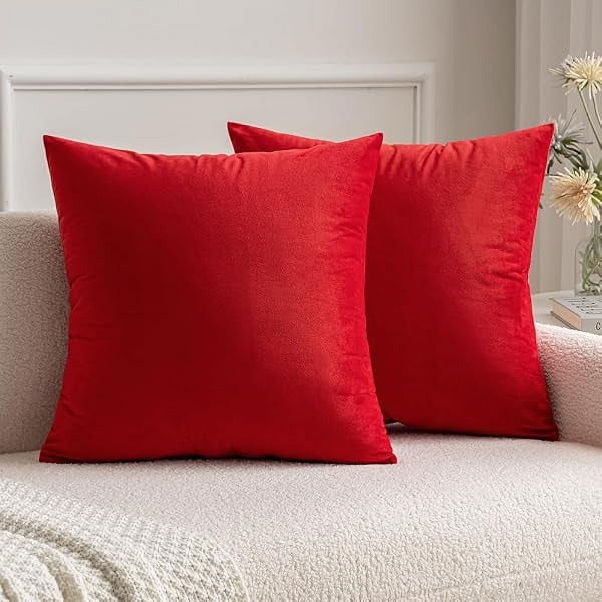 2137 Pack of 2 Christmas Bright Red Velvet Throw Pillow Covers 18x18 ...