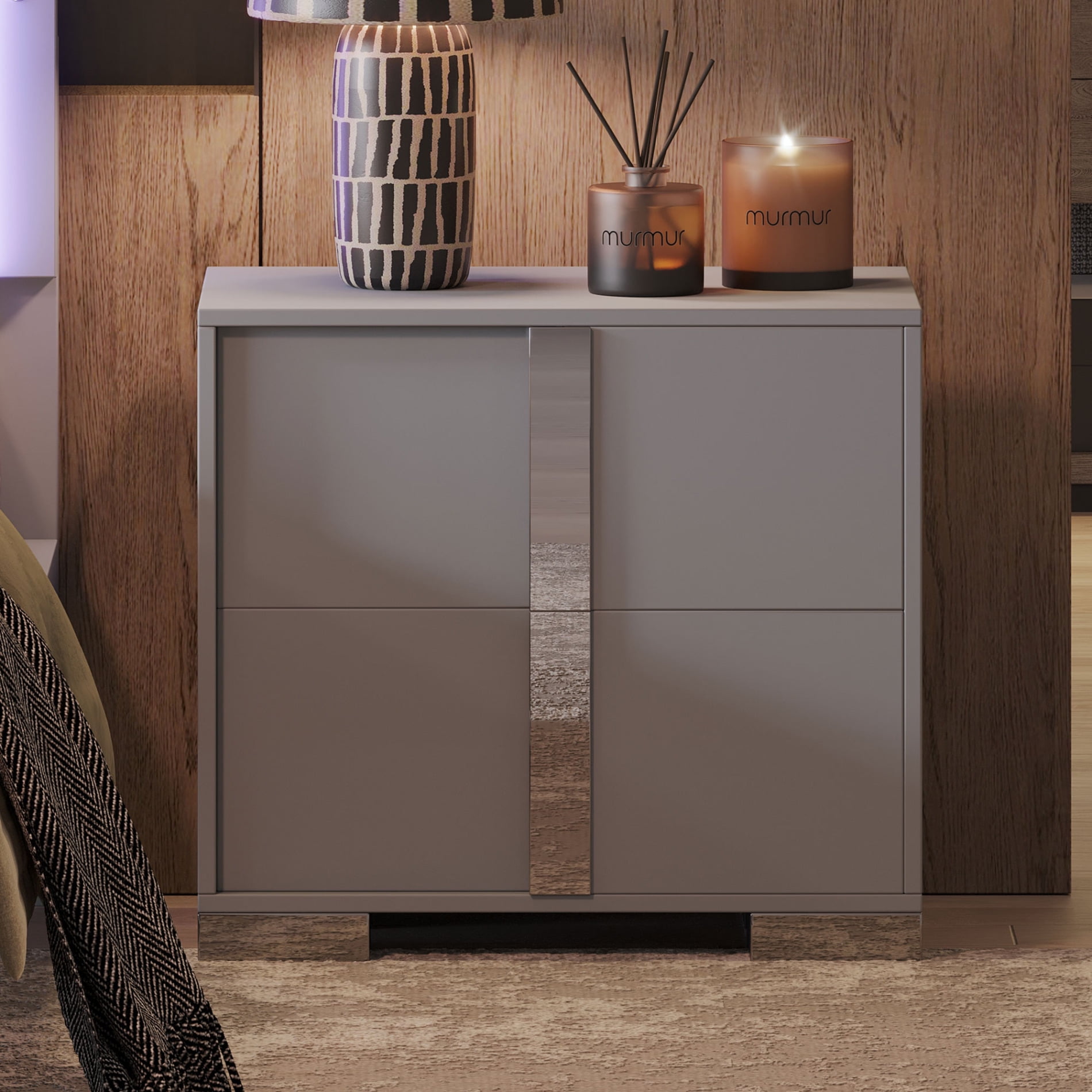 23.3" Elegant Nightstand with Metal Handles and 4 Sturdy Legs, Mirrored ...