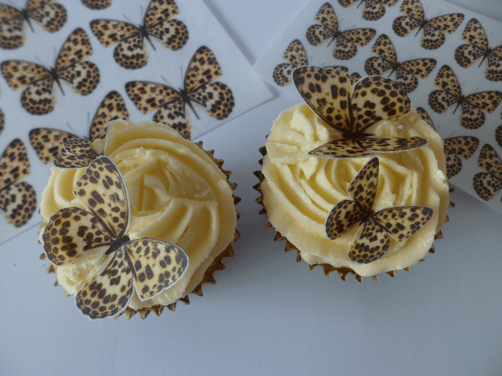 24 Edible Wafer Leopard Print Butterflies for Cakes & Cupcakes ...