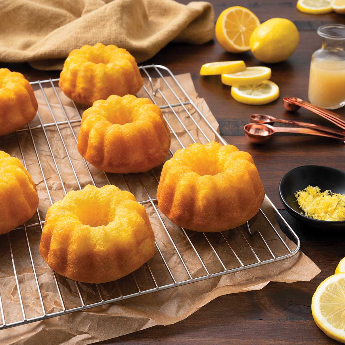 (24 Pack) New Day Lemon Mini Bundt Cake, 3 oz. Per Cake - Walmart.com