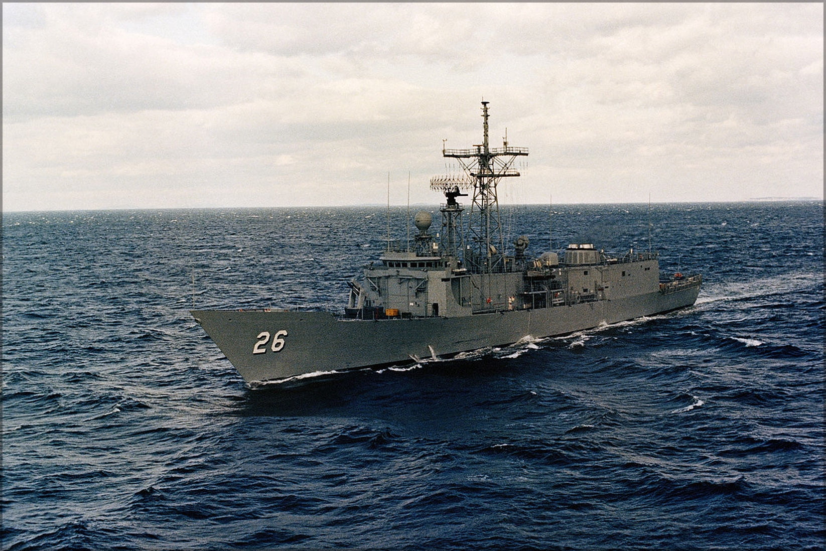 24"x36" Gallery Poster, USS GALLERY (FFG 26) underway off the coast of ...