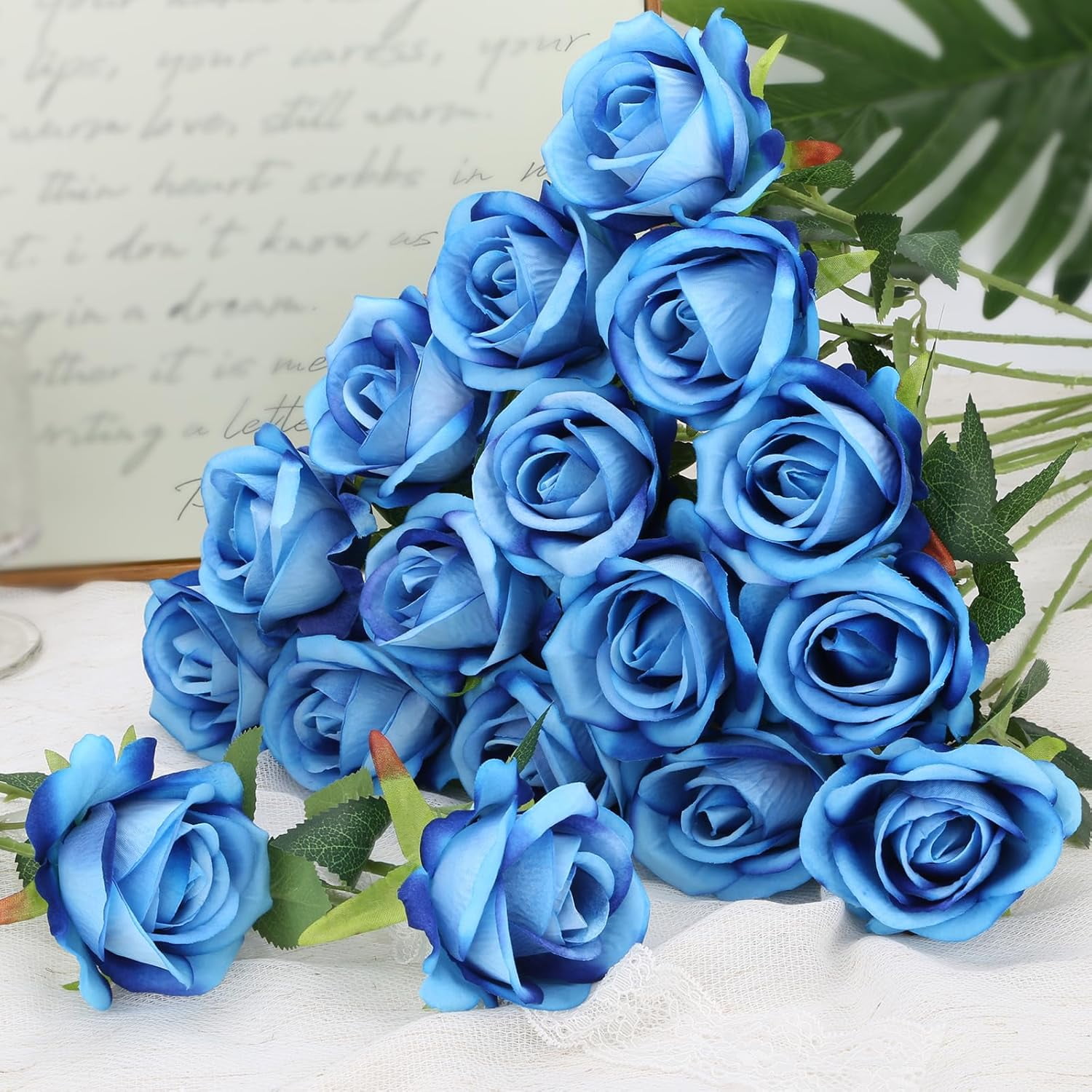 24Pcs Blue Velvet Artificial Roses, Realistic Faux Roses for Wedding ...