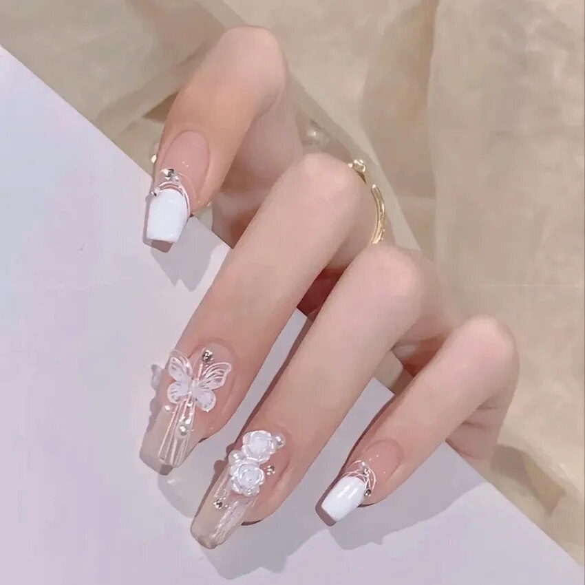 24Pcs/Set Nail Art Fake Nails with Diamonds Pink Silver Glitter Wearing ...