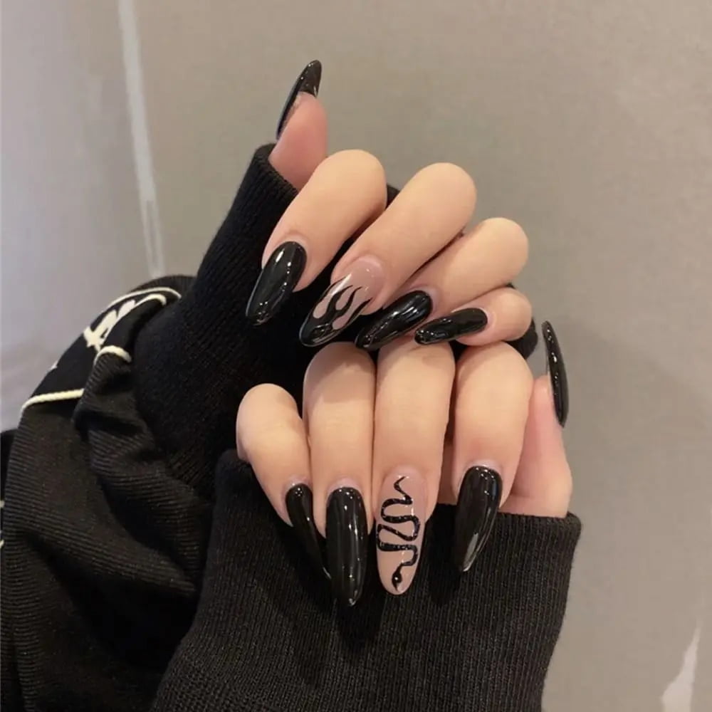24pcs/set Long Stiletto Fake Nails Punk Snake Pattern Black White Matte ...