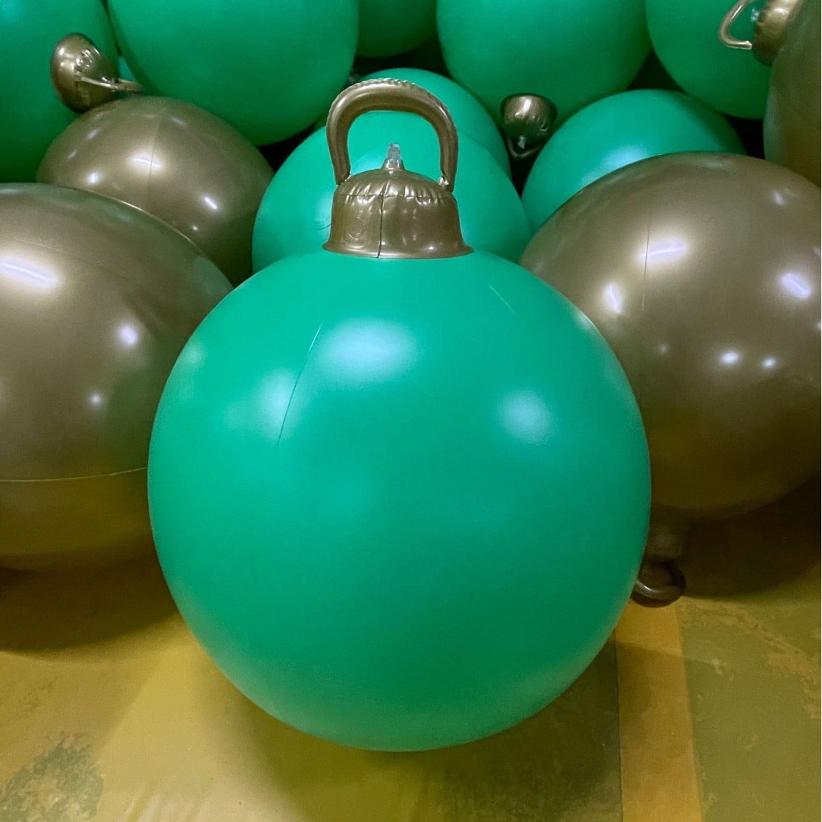 25 Inch Inflatable Christmas Ball Ornaments Light up PVC Outdoor ...